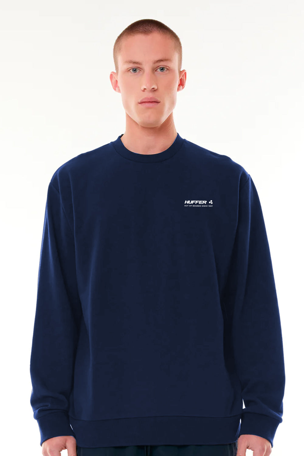 ESSENTIAL TRUE CREW300 NAVY – Huffer